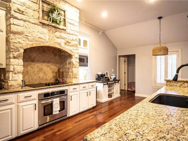 705 Amethyst Drive