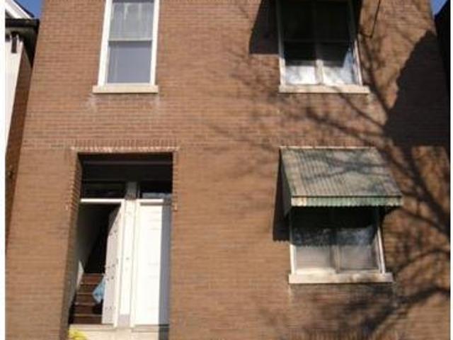 705 Bates St, Saint Louis, MO 63111