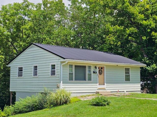 705 Beaumont Ave, Harrodsburg, KY 40330