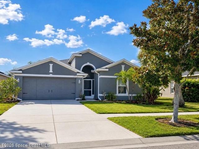 705 Griffen Heights Ct, Ruskin, FL 33570