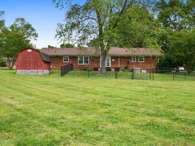 705 Dow Dr