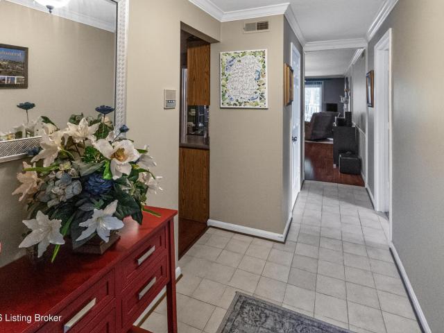 705 Donard Park Ave