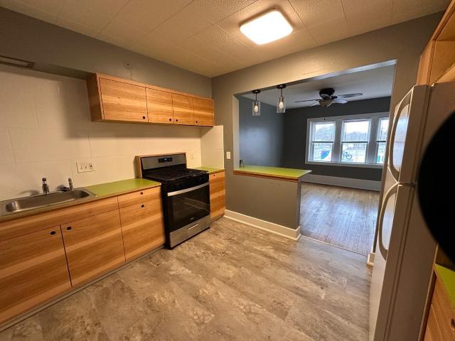 705 E Center St 2 Bedroom Condo for Rent at 705 E Center St, Milwaukee, WI 53212 Riverwest