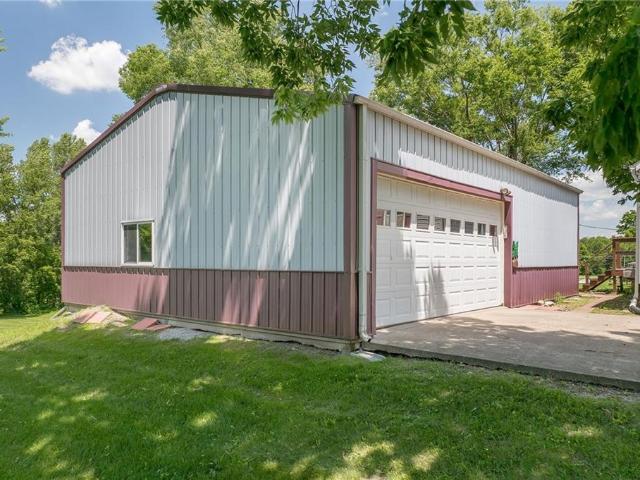 705 E Price Avenue