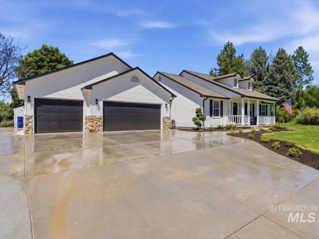 705 E Rush Ct