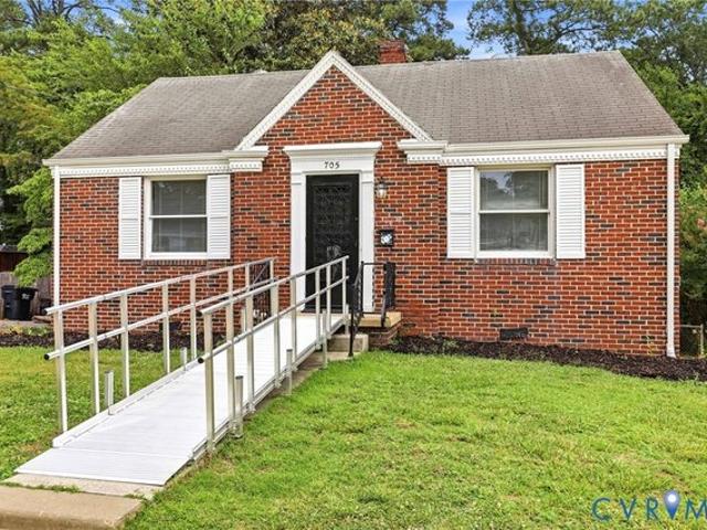 705 Elko Ave, Colonial Heights, VA 23834