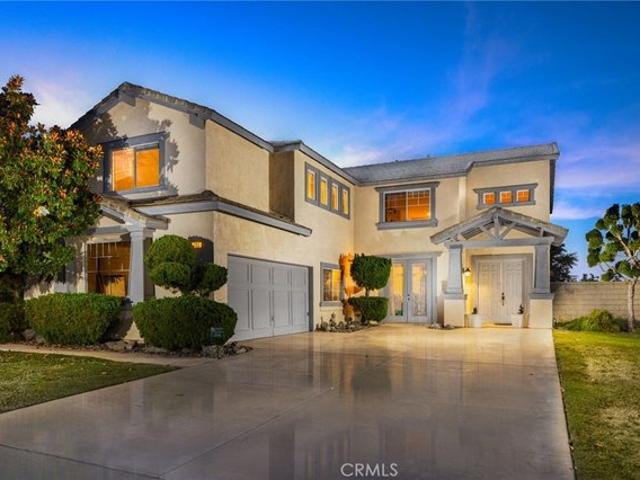 705 Hearst Way, Corona, CA 92882