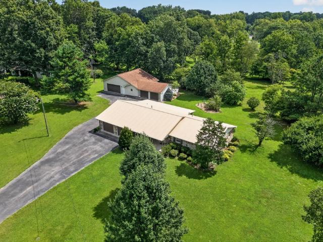 705 Highland Dr