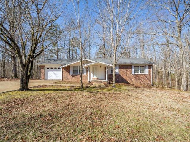 705 Hurricane Hill Dr, Waynesboro, TN 38485