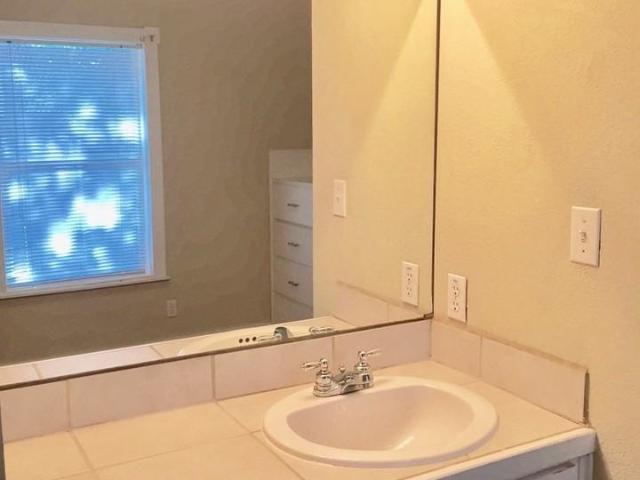 705 Oscar Smith 2 Bedroom Apartment for Rent at 705 Oscar Smith St, San Marcos, TX 78666 Heritage