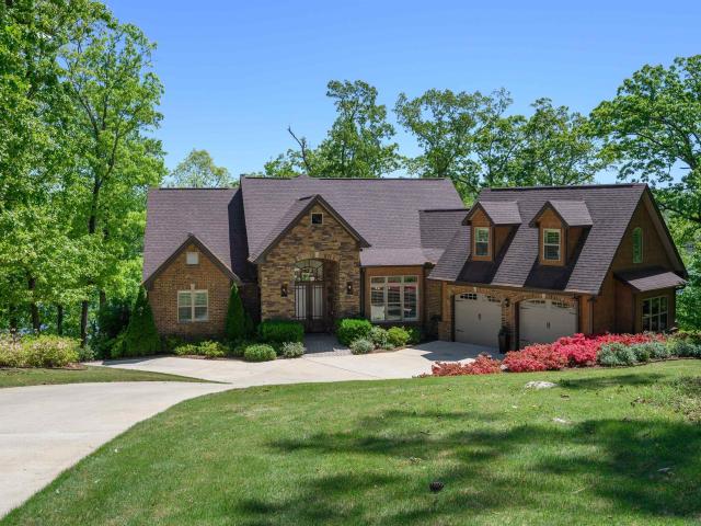 705 Lakeview Crest Drive