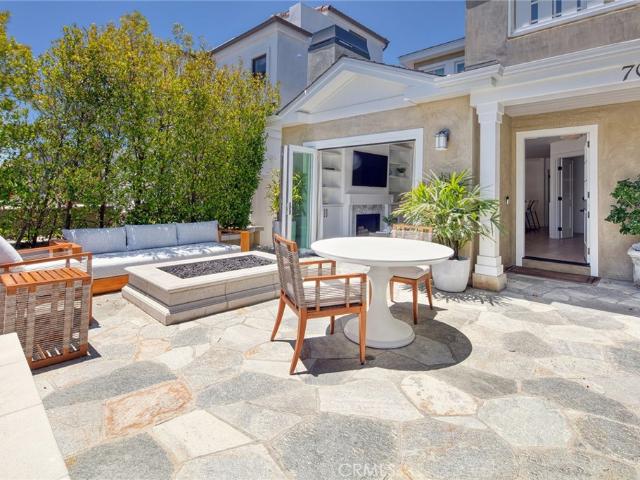 705 Larkspur Avenue