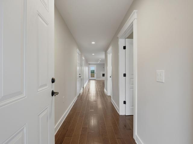 705 Mount Carmel Pl