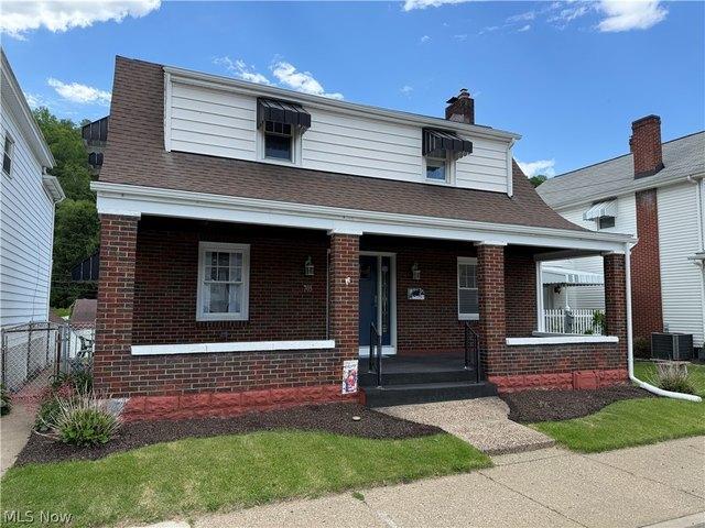 705 Market St, Yorkville, OH 43971