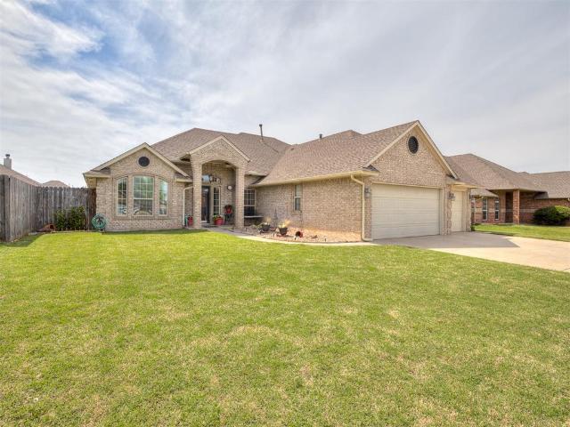 705 N White Tail Way