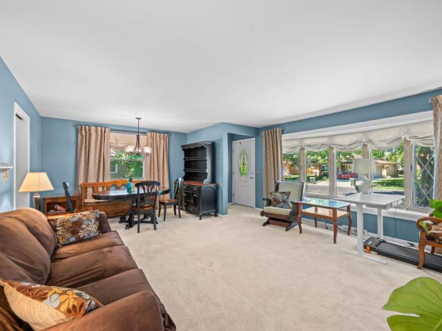 705 n drury lane
