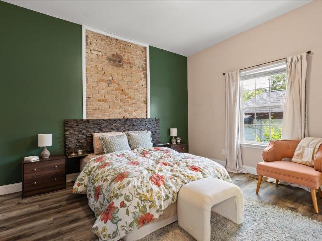705 N Highland Park Avenue