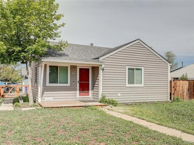 705 Newark St, Aurora, CO 80010