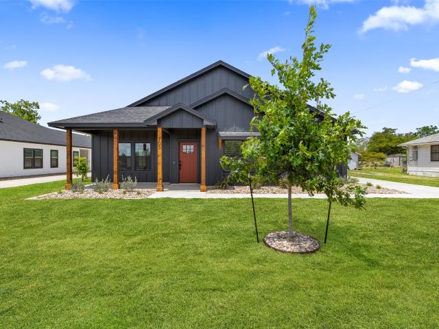 705 Sloan St, Taylor, TX 76574 | MLS #6928