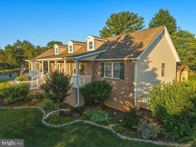 705 Stonecrest Dr, Woodstock, VA 22664