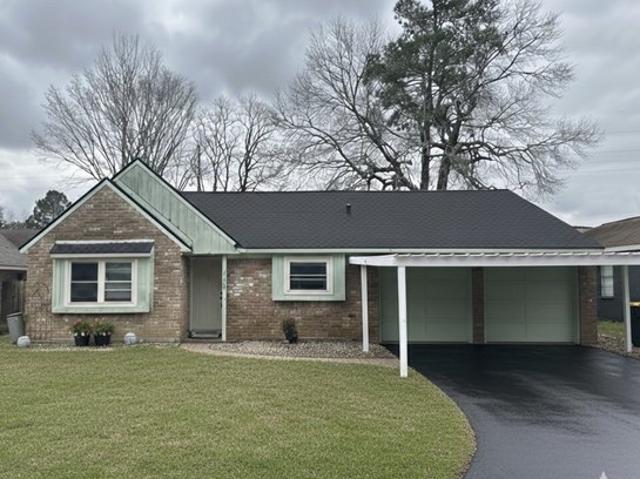 705 Phyllis Ct, Conroe, TX 77303