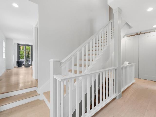 705 W Chestnut Street