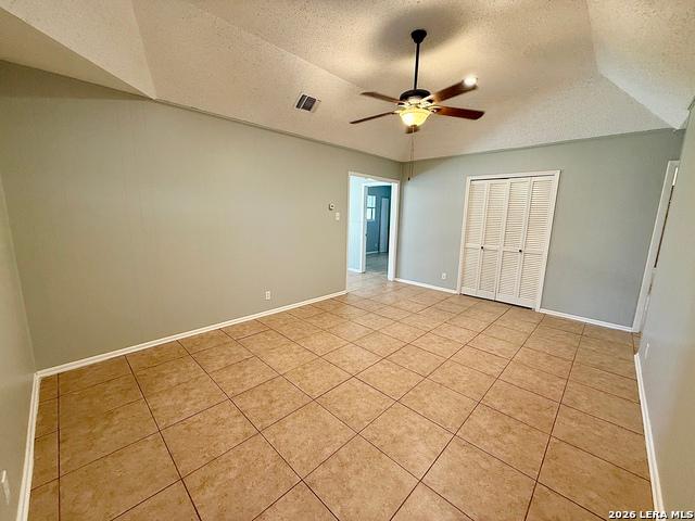 705 Woodcrest Cir