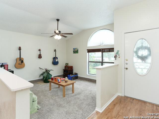 7064 Beech Trl