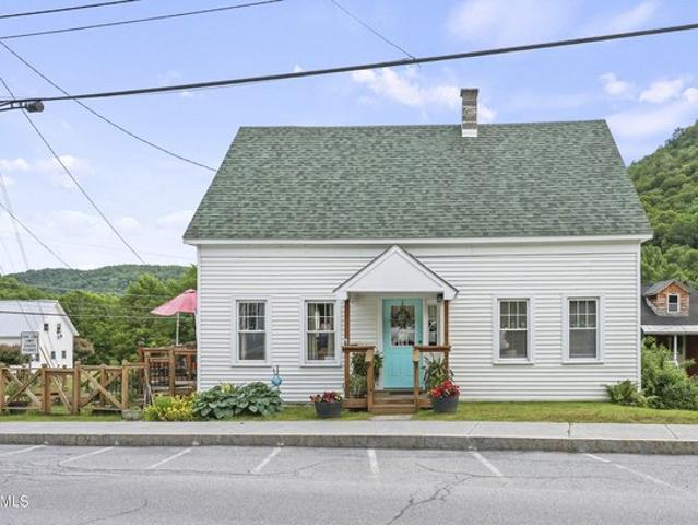 7066 Main St, Readsboro, VT 05350