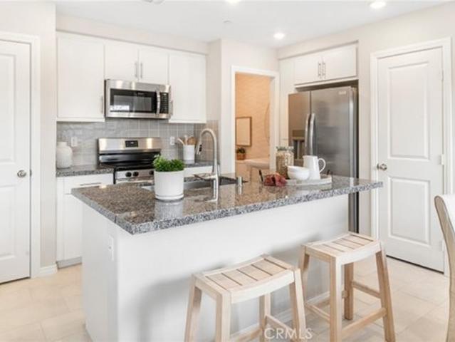 7066 Olive Grove St, Highgrove, CA 92507