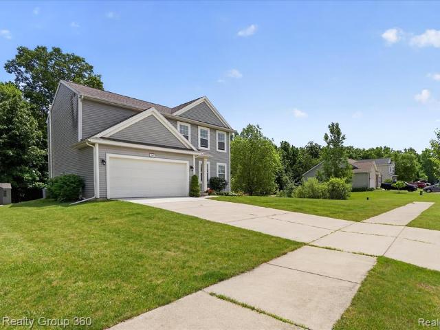 7067 Glenmeadow Court