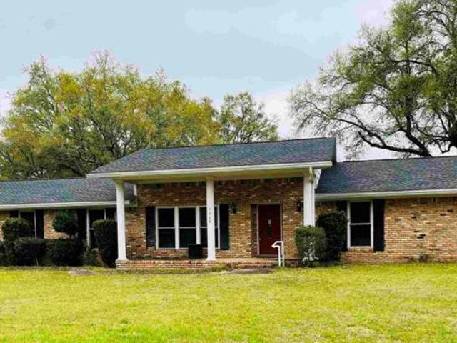 7068 Belgium Cir, Pensacola, FL 32526