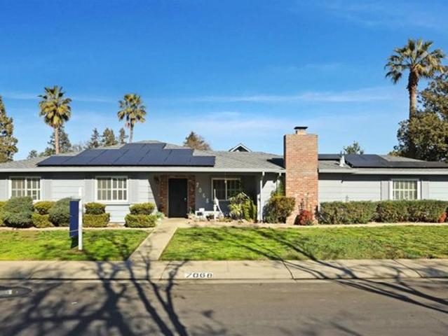 7068 Bridgeport Cir, Stockton, CA 95207