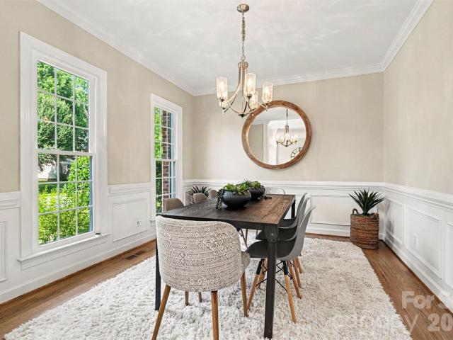 7068 Kidwelly Lane