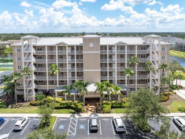 7069 Key Haven Rd, Unit 302, Seminole, FL 33777 | MLS #TB8484 | Compass