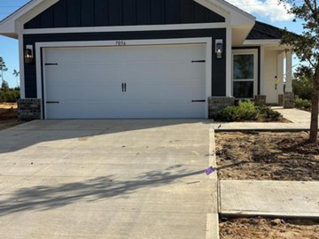 7069 Traditions Dr, Panama City, FL 32404