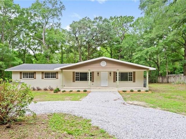 7060 N Lake Rd, Mobile, AL 36605