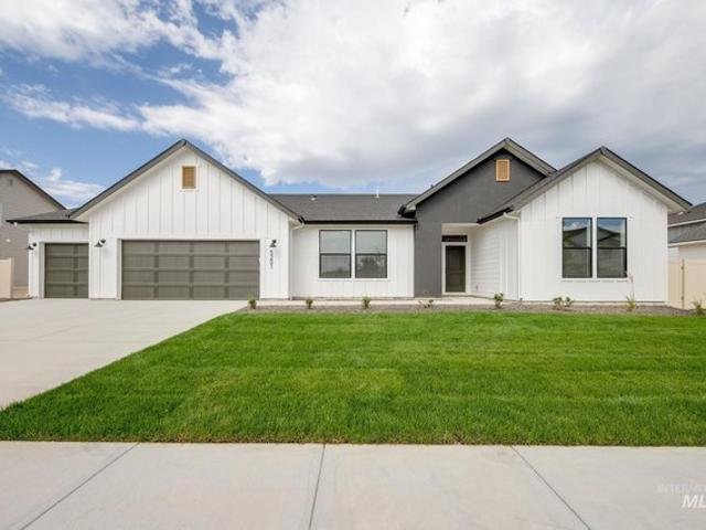 7060 E Amber Springs St, Nampa, ID 83687