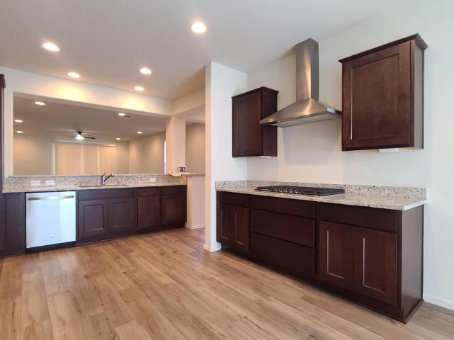 7060 W Oberlin Way, Peoria, AZ 85383 | MLS #7008 | Compass