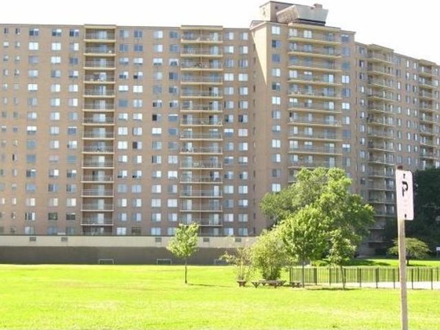 7061 N Kedzie Ave Ste 1102, Chicago, IL 60645