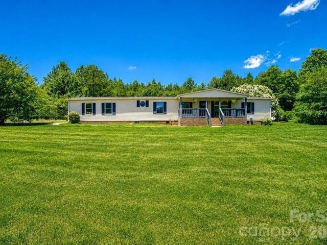 7061 Casar Rd, Lawndale, NC 28090