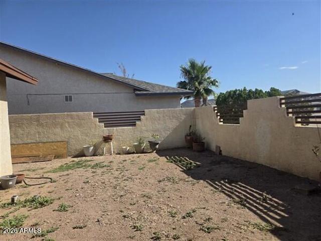 7061 s avenida estrada