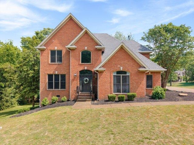 7061 Willowick Dr, Brentwood, TN 37027