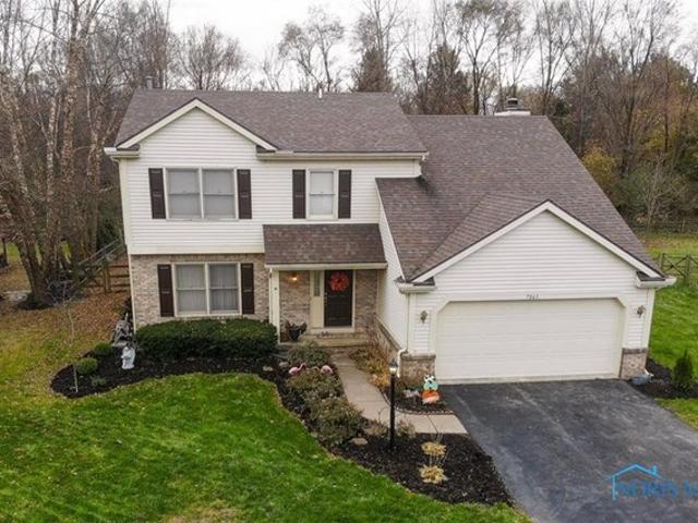 7063 Wexford Hill Ln, Holland, OH 43528