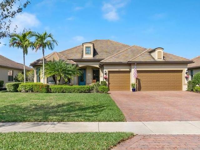 7063 Winding Cypress Dr, Naples, FL 34114