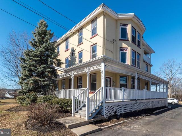706 708 E Walnut Street