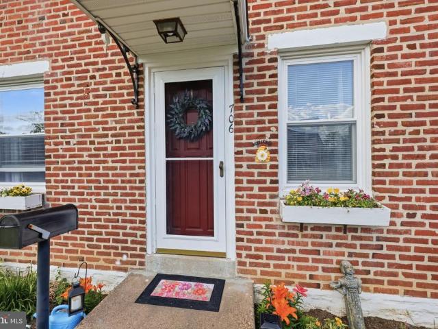 706 Colwell Road