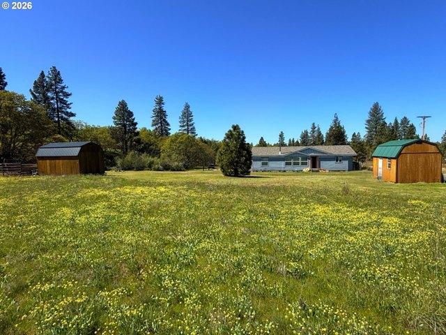 706 Centerville Hwy, Lyle, WA 98635