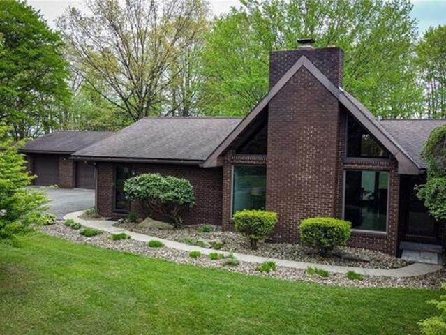 706 Clearfield Rd, Fenelton, PA 16034