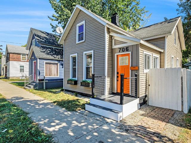 706 Alpine Avenue